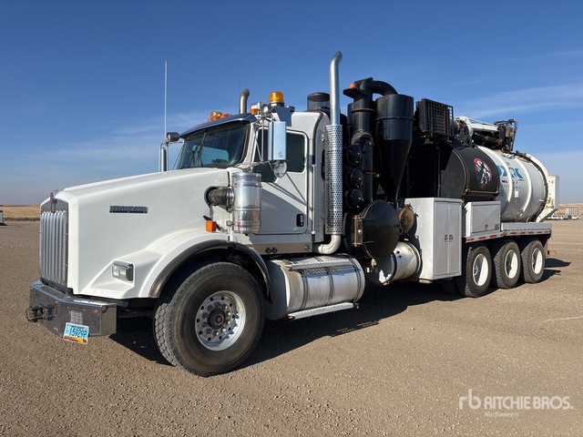 Vactor 21HXXPD12 on 2015 Kenworth T880 8x6 Vacuum Excavator Truck ...