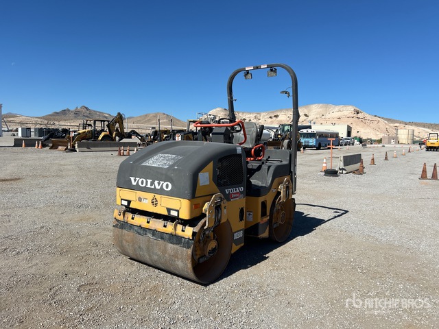 2018 Volvo DD30B Double Drum Roller | Ritchie Bros. Auctioneers
