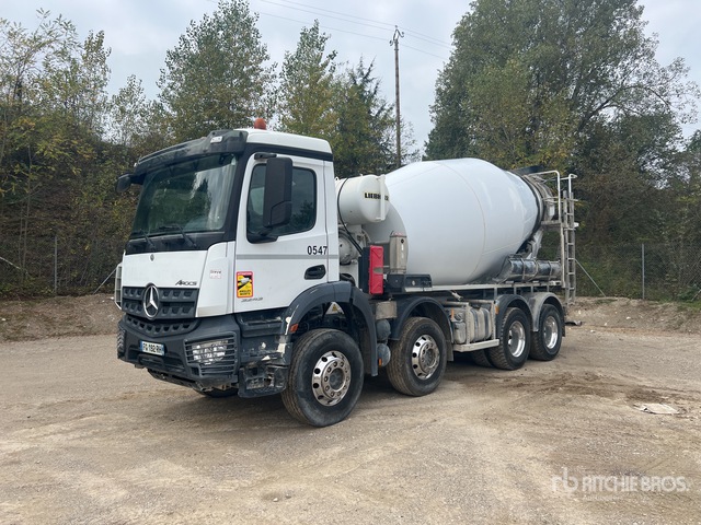 2019 Mercedes-Benz Arocs 3243 8x4 Camion Malaxeur 8x4 Camion ...