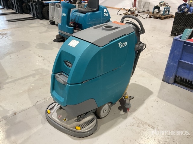 2019 Tennant T300 Walk-Behind Electric Floor Scrubber | Ritchie Bros ...