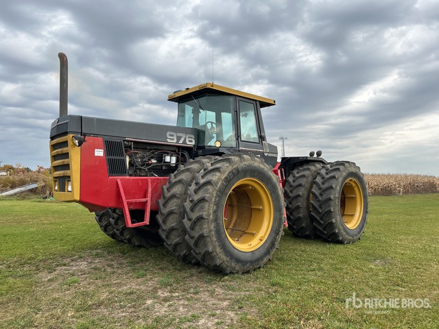 1986 Versatile 976 Articulated Tractor | Ritchie Bros. Auctioneers