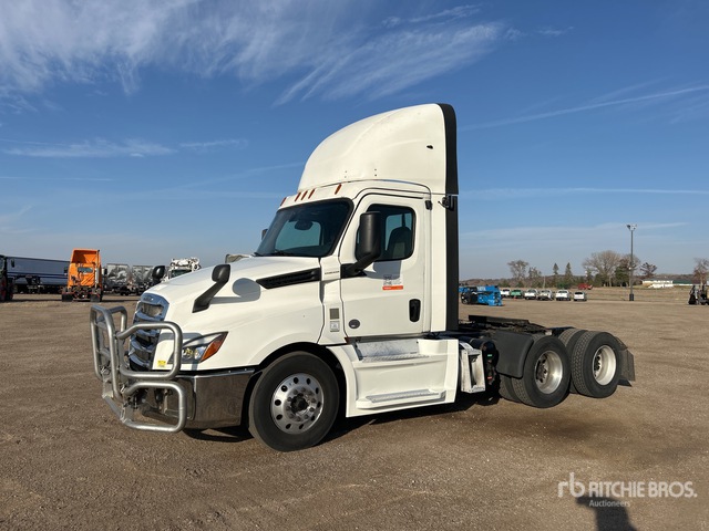 2020 Freightliner Cascadia 126 6x4 T/A Day Cab Truck Tractor | Ritchie ...