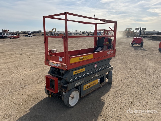 2018 Skyjack SJIII 3220 Electric Scissor Lift | Ritchie Bros. Auctioneers