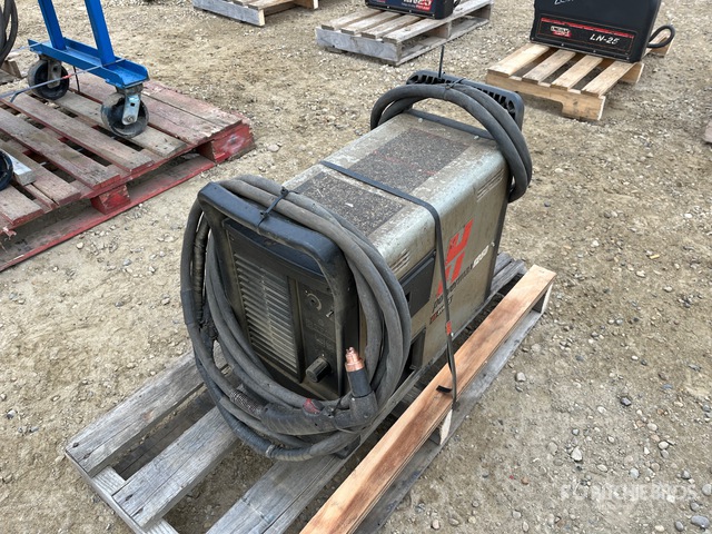 Hypertherm Powermax 1250 Plasma Cutter | Ritchie Bros. Auctioneers