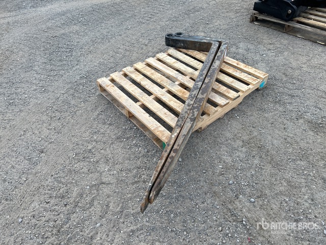 72 in Backhoe Forks | Ritchie Bros. Auctioneers