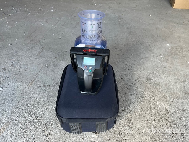 AgraTronix Ag-Mac Plus Grain Tester | Ritchie Bros. Auctioneers