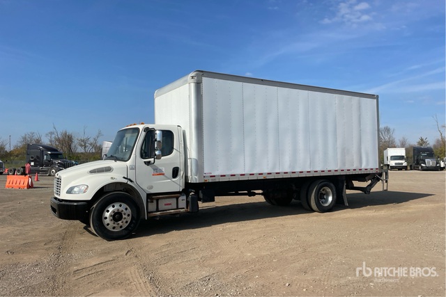 2018 Freightliner M2 106 4x2 Moving Camion fourgon | Ritchie Bros ...