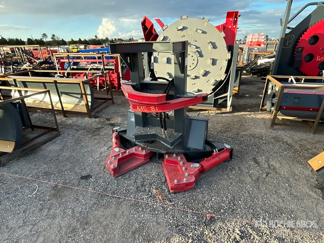 2024 Handy HSTS12 34 in Skid Steer Tree Shear (Unused) | Ritchie Bros ...