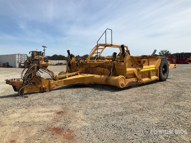 2006 JNR Engineering 4 Tire Hydraulic Pull Scraper | Ritchie Bros ...