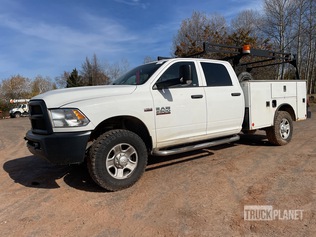 2016 Dodge Ram 2500 4x4 Crew Cab Utility Truck in Iron Mountain ...