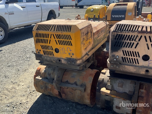 2005 Rammax P33/24FMR Trench Compactor | Ritchie Bros. Auctioneers