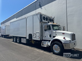 2005 Peterbilt 330 6x4 Shredder Van Truck in Sparks, Nevada, United ...