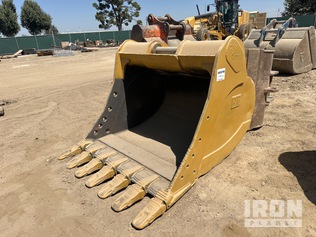 2017 Cat 60 in Excavator Bucket in Bakersfield, California, United ...