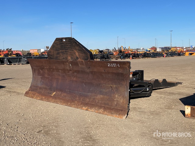 Grouser 14 ft Dozer Blade | Ritchie Bros. Auctioneers