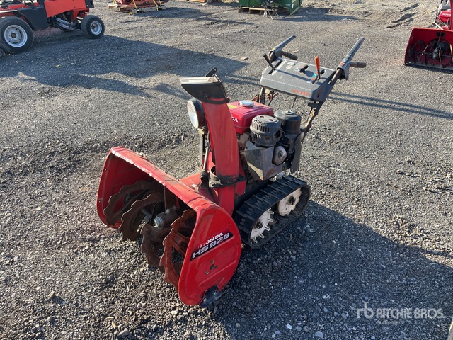 Honda HS928 28 in Walk-Behind Tracked Snow Blower | Ritchie Bros ...