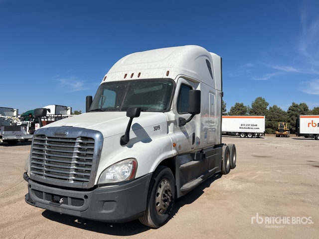 2017 Freightliner Cascadia 125 6x4 T/A Sleeper Truck Tractor | Ritchie ...
