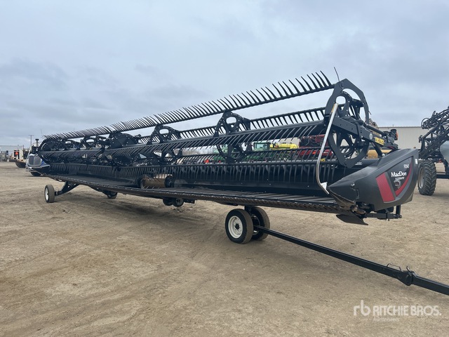 2022 MacDon FD145 45 ft Flex Draper Combine Header | Ritchie Bros ...