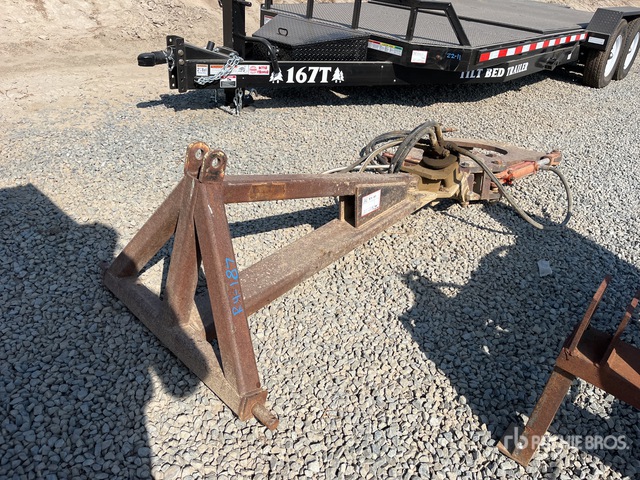 17 in 3-Point Log Grapple | Ritchie Bros. Auctioneers