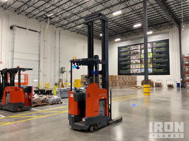 2022 Toyota 9BRU23 4500 lb Reach Truck in Marysville, Ohio, United ...