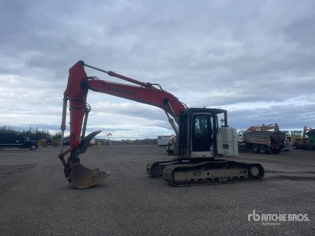 2002 Link-Belt 225 Tracked Excavator | Ritchie Bros. Auctioneers