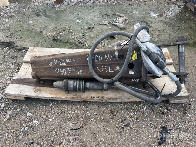 Cat H90 Hydraulic Breaker in Fenton, Missouri, United States ...