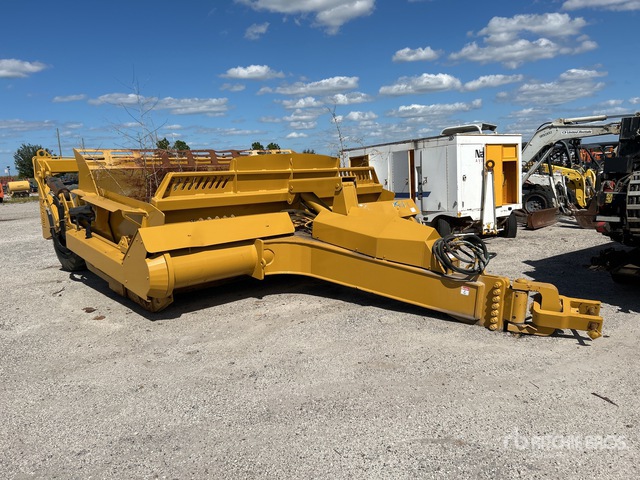Rome RP-190CS 4 Tire Hydraulic Pull Scraper | Ritchie Bros. Auctioneers