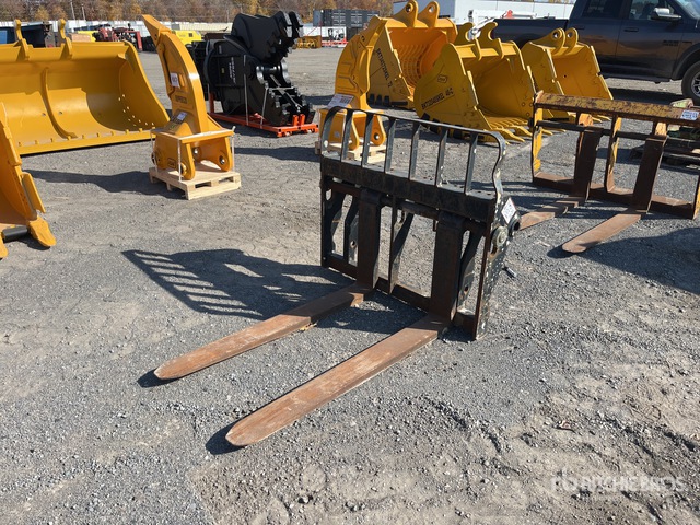 48 in Q/C Wheel Loader Forks | Ritchie Bros. Auctioneers