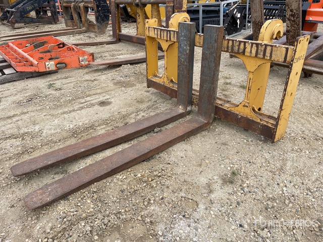 John Deere 60 in Q/C Wheel Loader Forks - Fits Cat 924K | Ritchie Bros ...