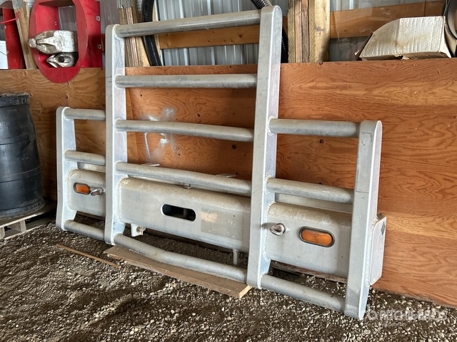 Herd Truck Tractor Bumper | Ritchie Bros. Auctioneers