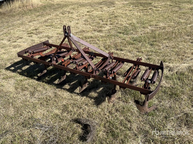 Dearborn 10-95 3 Pt Hitch 82 in Cultivator | Ritchie Bros. Auctioneers