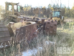 Cat 826C Landfill Compactor, Glencoe, Minnesota, États-Unis (IronPlanet ...