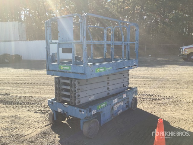 2016 Genie GS-3246 Electric Scissor Lift | Ritchie Bros. Auctioneers