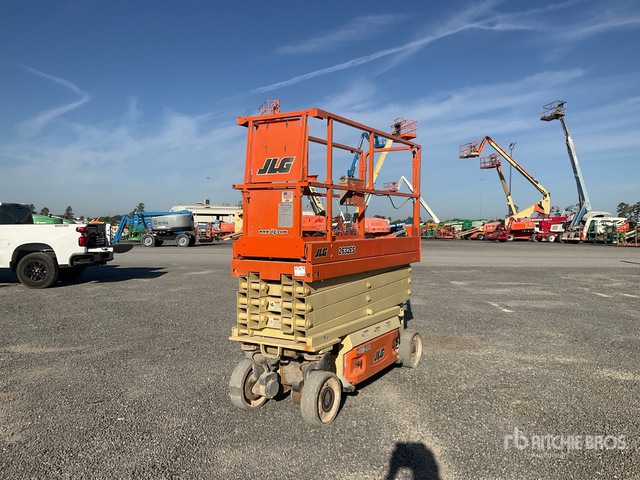 2019 JLG 2632ES Electric Scissor Lift | Ritchie Bros. Auctioneers
