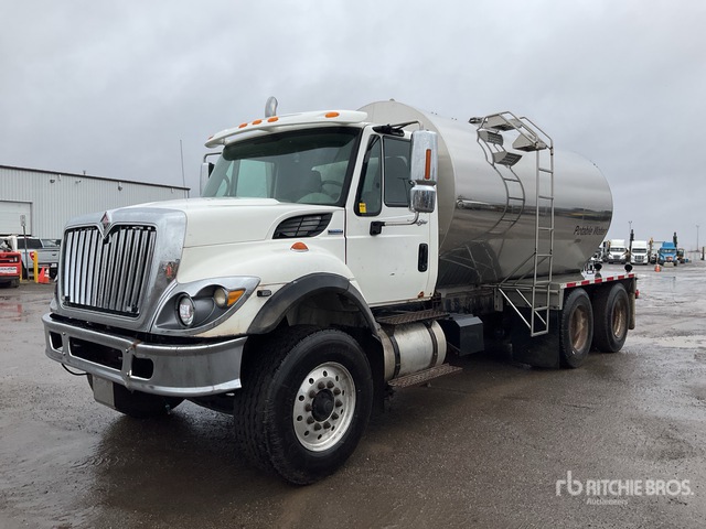 2009 International 7500 WorkStar 6x4 Camión-cisterna | Ritchie Bros ...