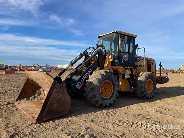 2011 Hyundai HL757TM-9 Wheel Loader | Ritchie Bros. Auctioneers