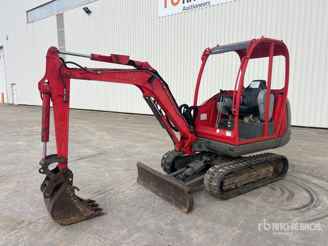 2014 Wacker Neuson 2503 Mini-Pelle Mini Excavator | Ritchie Bros ...