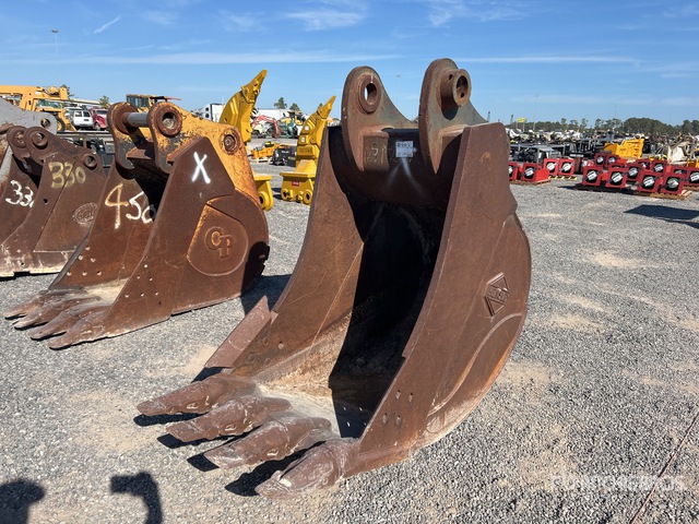 Hensley 36 in Digging Excavator Bucket | Ritchie Bros. Auctioneers