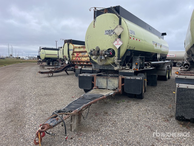 2012 Advance 32000 L Quad/A Pup Tanker Trailer | Ritchie Bros. Auctioneers