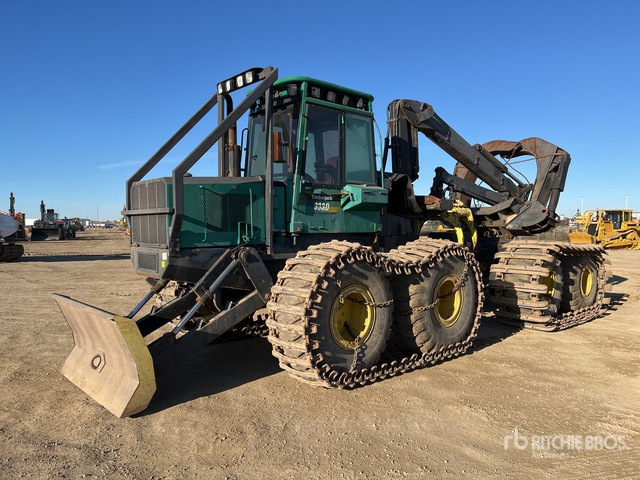 2000 Timberjack 933D Tracked 8x8 Clam Bunk Skidder | Ritchie Bros ...