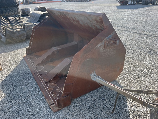 Tink 108 in Q/C High-Tip Wheel Loader Bucket | Ritchie Bros. Auctioneers
