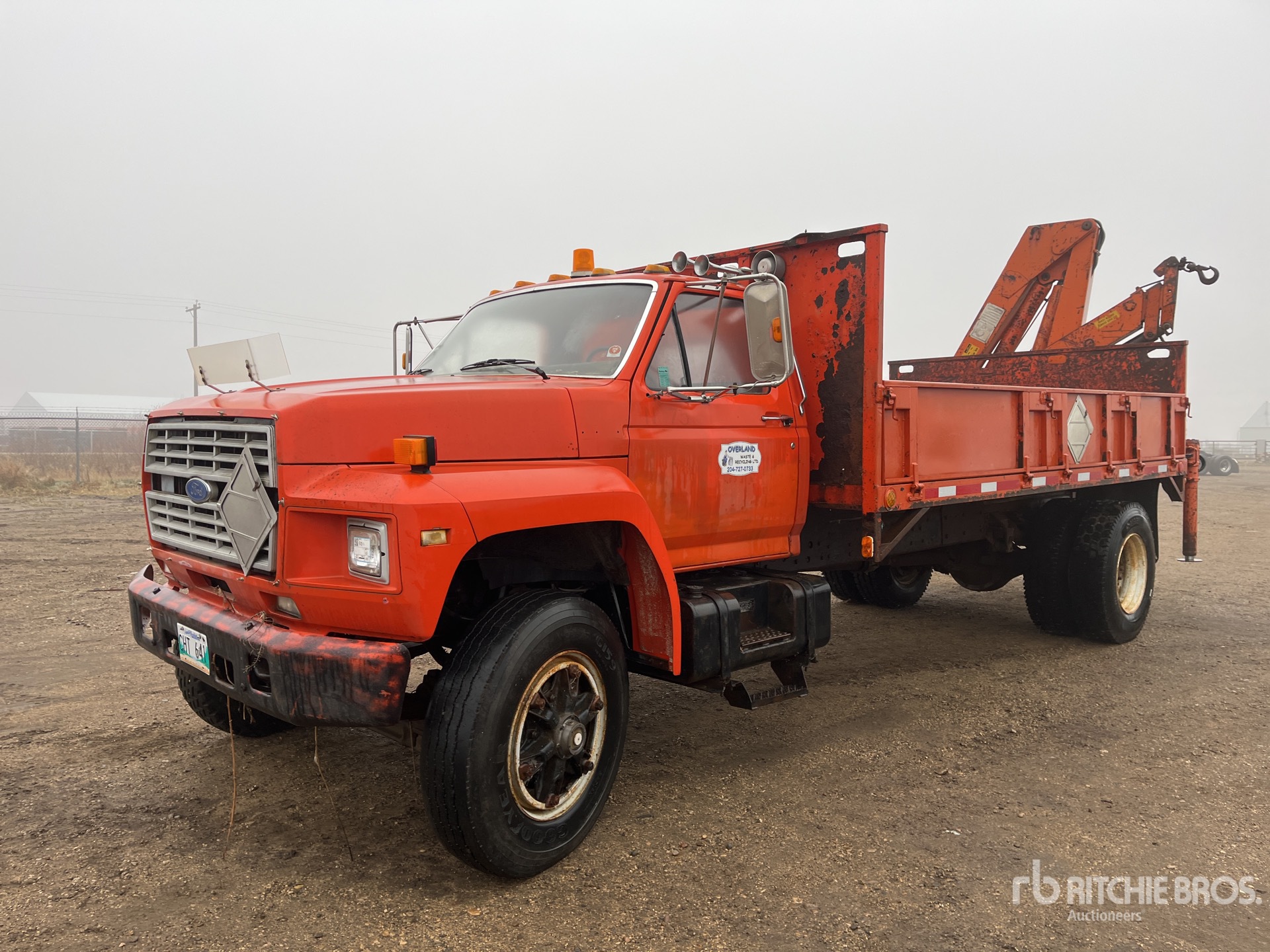1979 HIAB-FOCO 1165 Knuckle Boom on 1985 Ford F800 4x2 4x2 Camion à flèche | Ritchie Bros ...