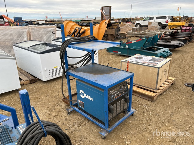 Miller Shopmate 300 DX 300 A Skid-Mounted Multi-Process Electric Welder ...