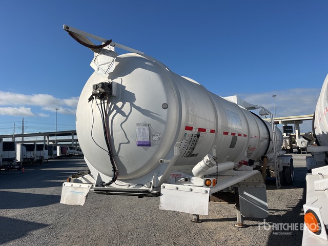 2003 Heil MC407 8400 gal T/A Tanker Trailer | Ritchie Bros. Auctioneers