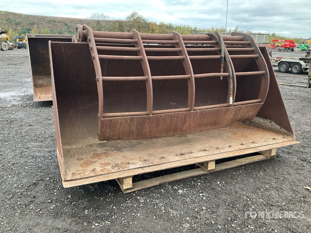 2700 mm With Grab Wheel Loader Bucket | Ritchie Bros. Auctioneers 2700 mm With Grab Wheel Loader Bucket | Ritchie Bros. Auctioneers