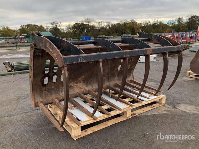 2450 mm With Grab Wheel Loader Bucket | Ritchie Bros. Auctioneers 2450 mm With Grab Wheel Loader Bucket | Ritchie Bros. Auctioneers