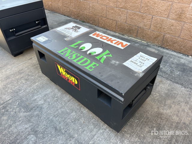 Wood Tuff 42 in Job Site Box | Ritchie Bros. Auctioneers