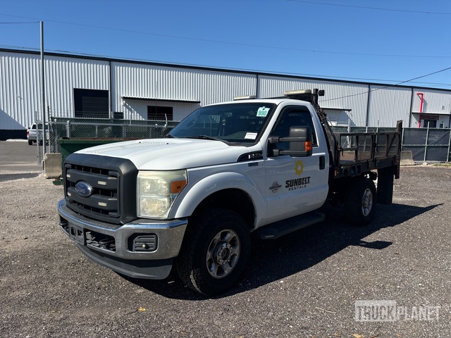 2016 Ford F-250 4x4 Flatbed Truck in ORLANDO, Florida, United States ...