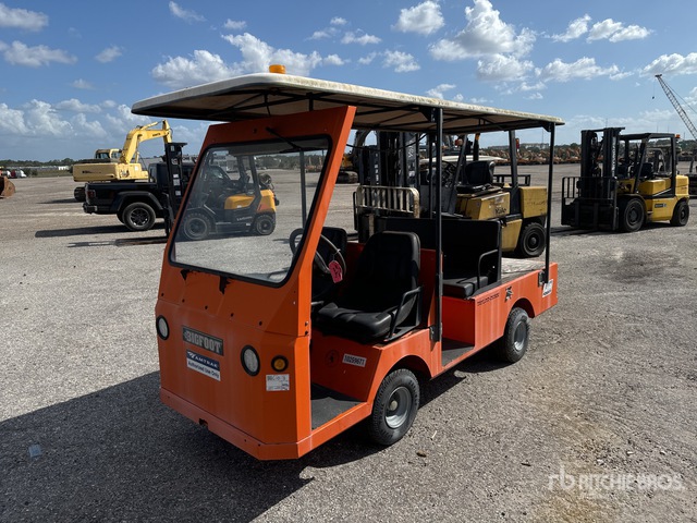 2018 Taylor Dunn B5-440-36 electric Utility Cart (Inoperable) | Ritchie Bros. Auctioneers