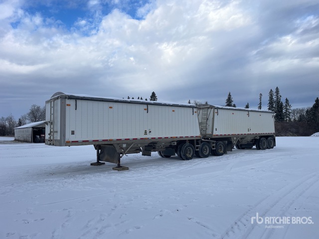 2014 Wilson DWHBL-550 28 ft Tri/A Super B-Train Lead Grain Trailer ...