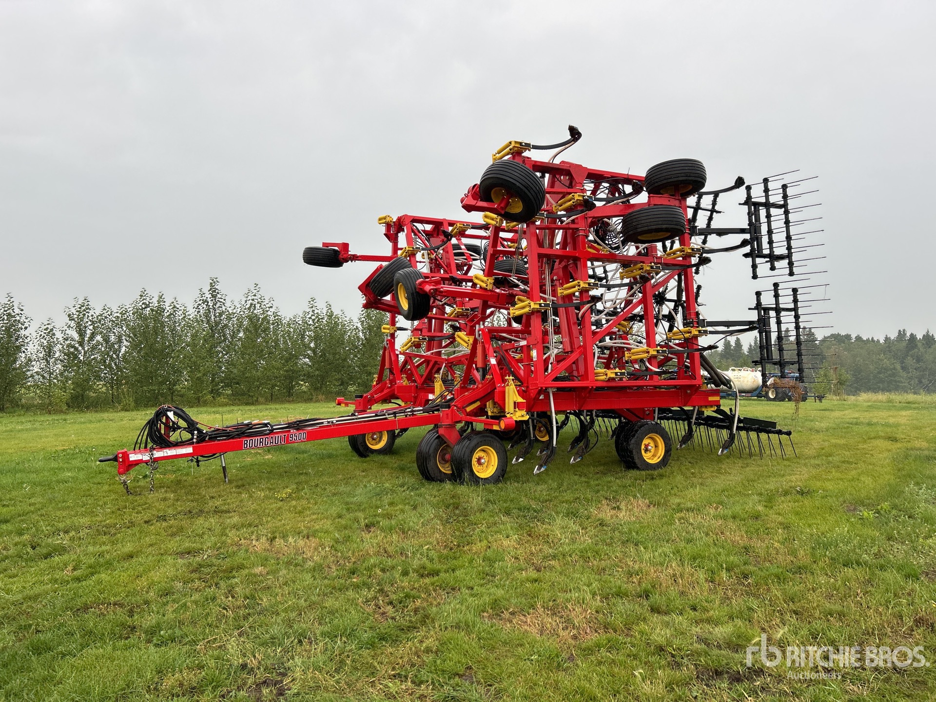 2018 Bourgault 9500 60 ft Culteur | Ritchie Bros. Auctioneers